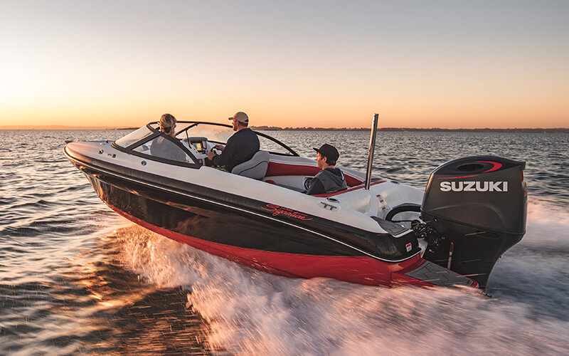 Boats in Australia - Sports Boats | Haines Signature Boats